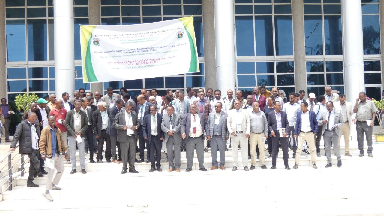 Research Review and Community Engagement Workshop Held – Haramaya ...